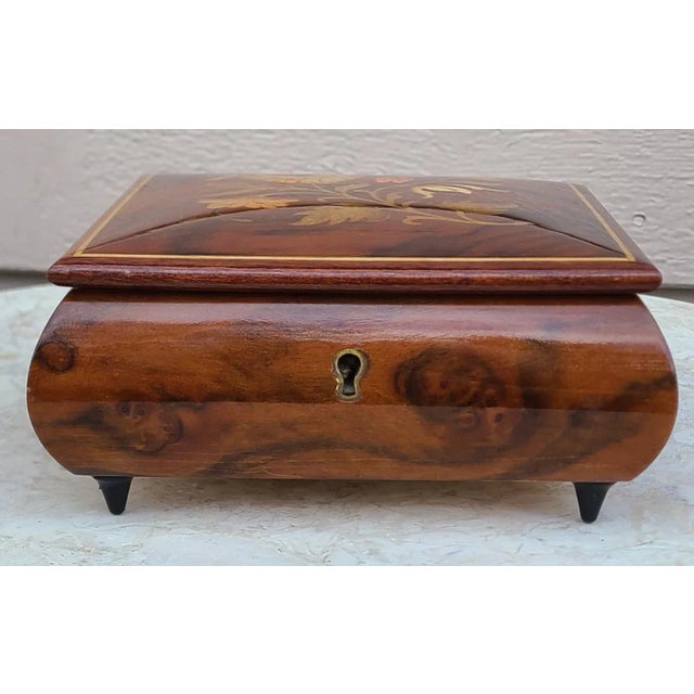 Vintage Sorrento Italian Marquetry Inlay Music Box - Torna a Surriento ...