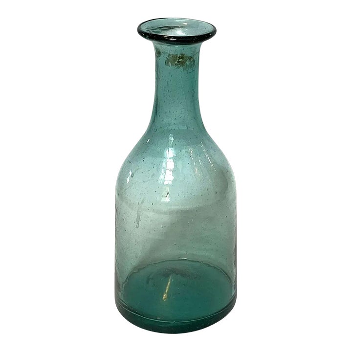 Early American Mid-Atlantic Glass Aquamarine Utility Bottle | Chairish