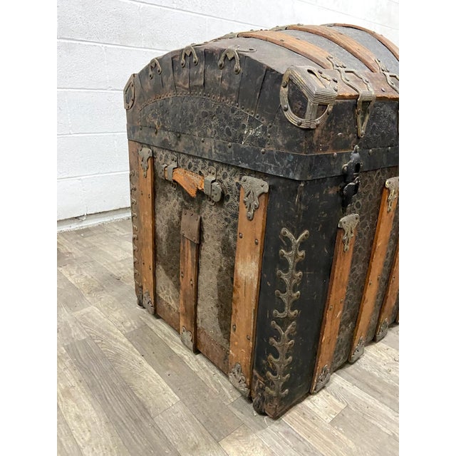 Antique Large Wood and Metal Camel Back Dome Back Steamer Trunk Chest ...