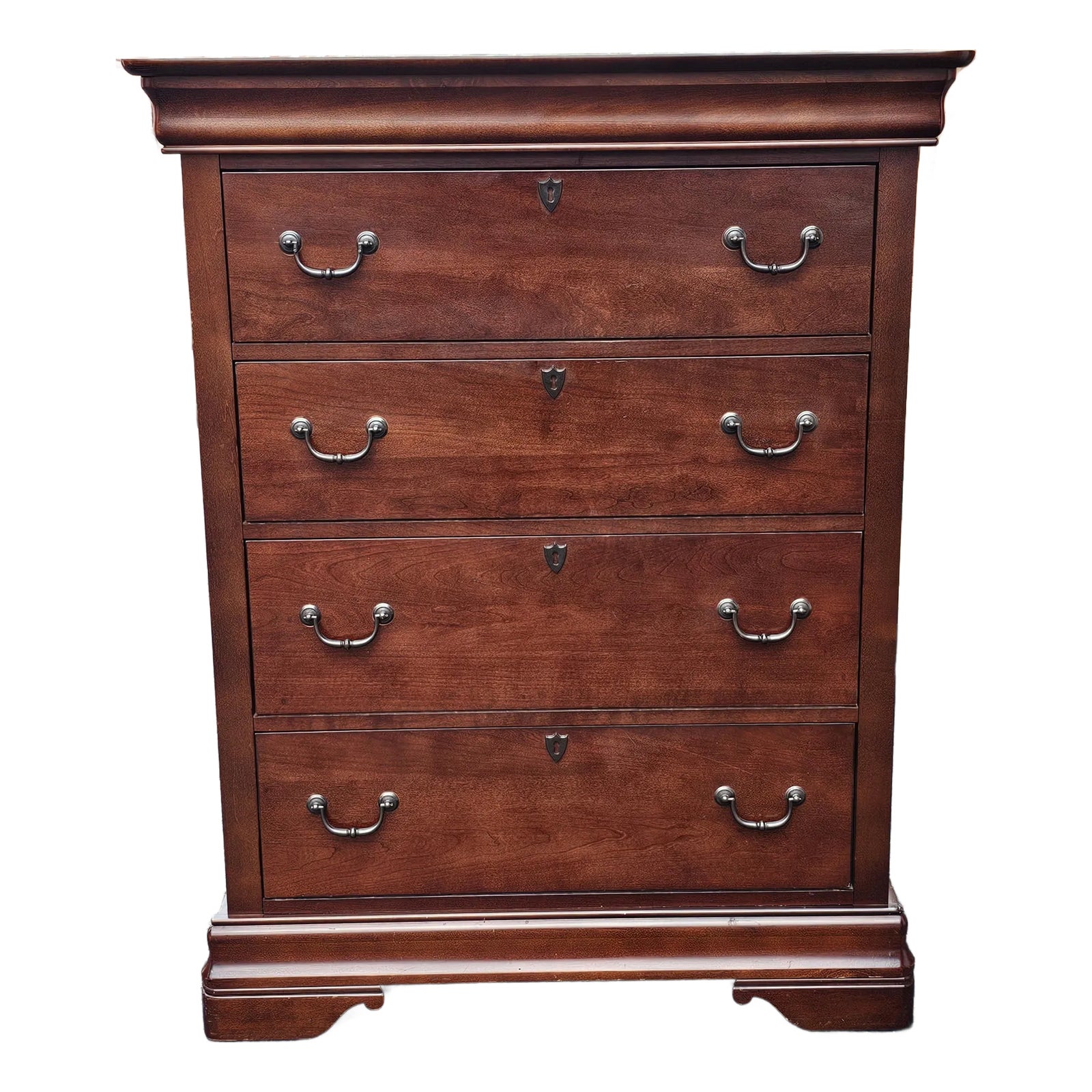 Broyhill Chest Of Drawersnull