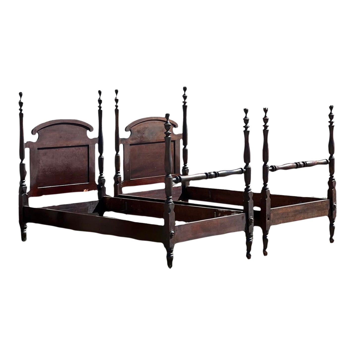 Early 20th Century Antique Twin Mahogany Beds With Carved Flame Finials ...
