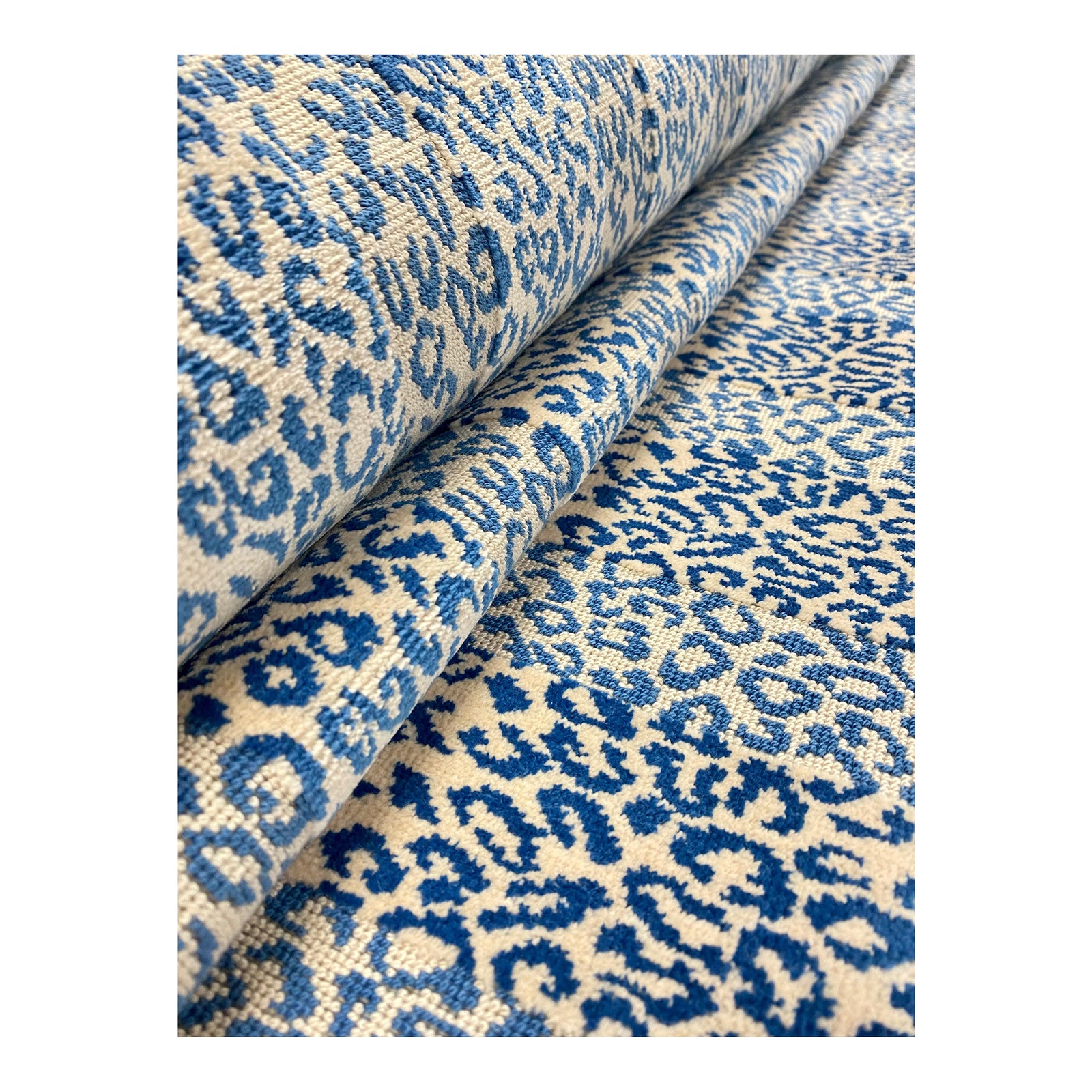 Scalamandre Corbet Navy Blue Beige Animal Pattern Epingle Velvet ...