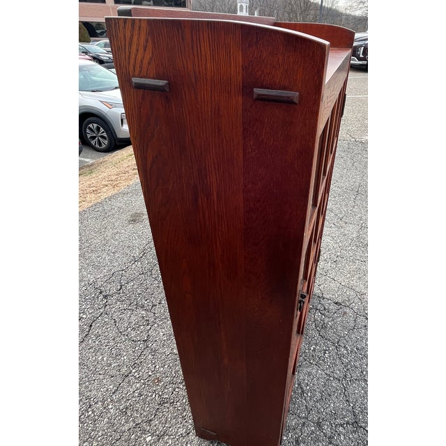 Early 19th Century Gustav Stickley Model 715 Single Door Oak Bookcase ...