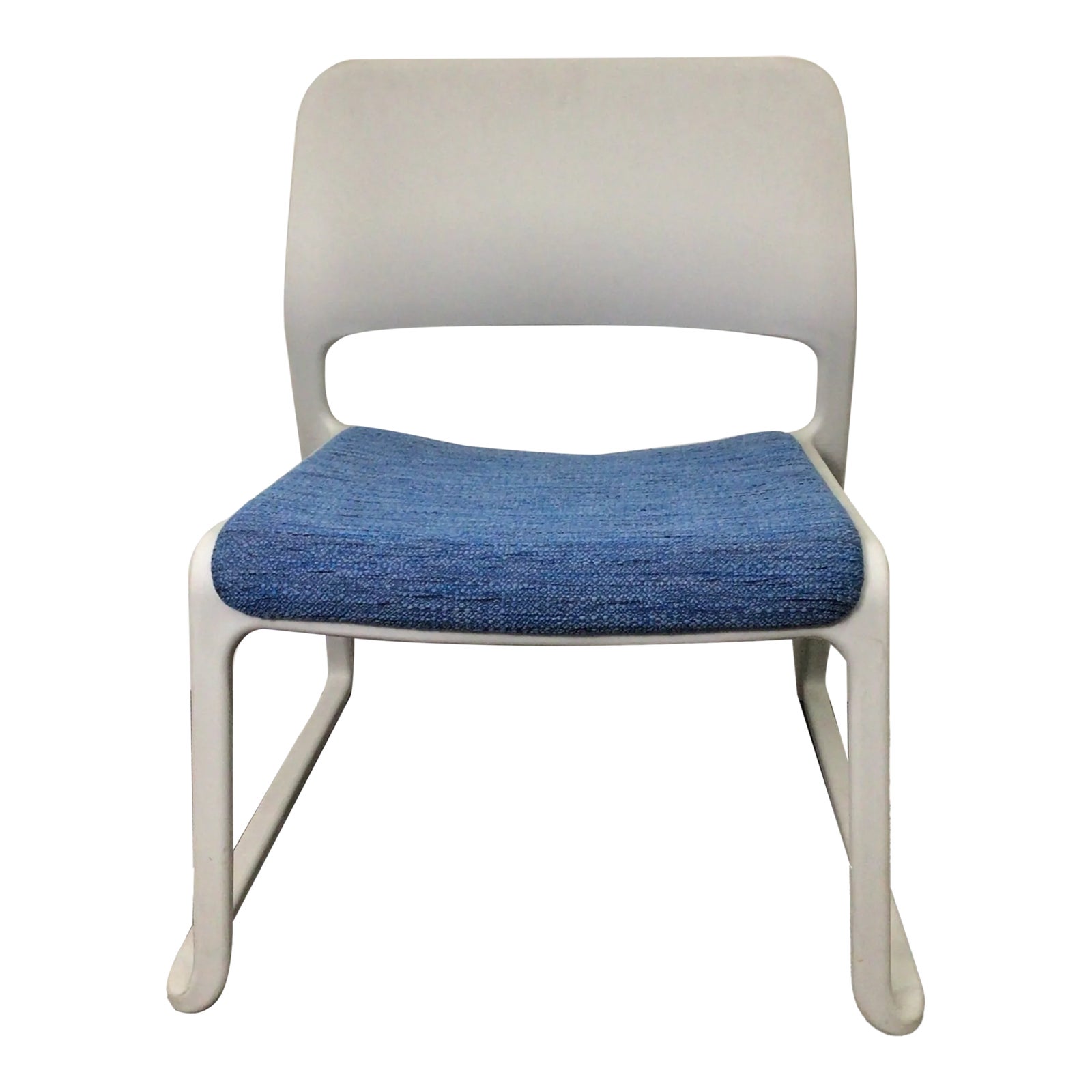 Knoll by Don Chadwick Spark Series Lounge Chair in Light Gray | Chairish