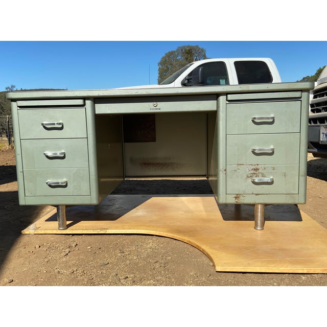 1970s Steelcase Vintage Mid Century Modern Tanker Desk With Patina ...