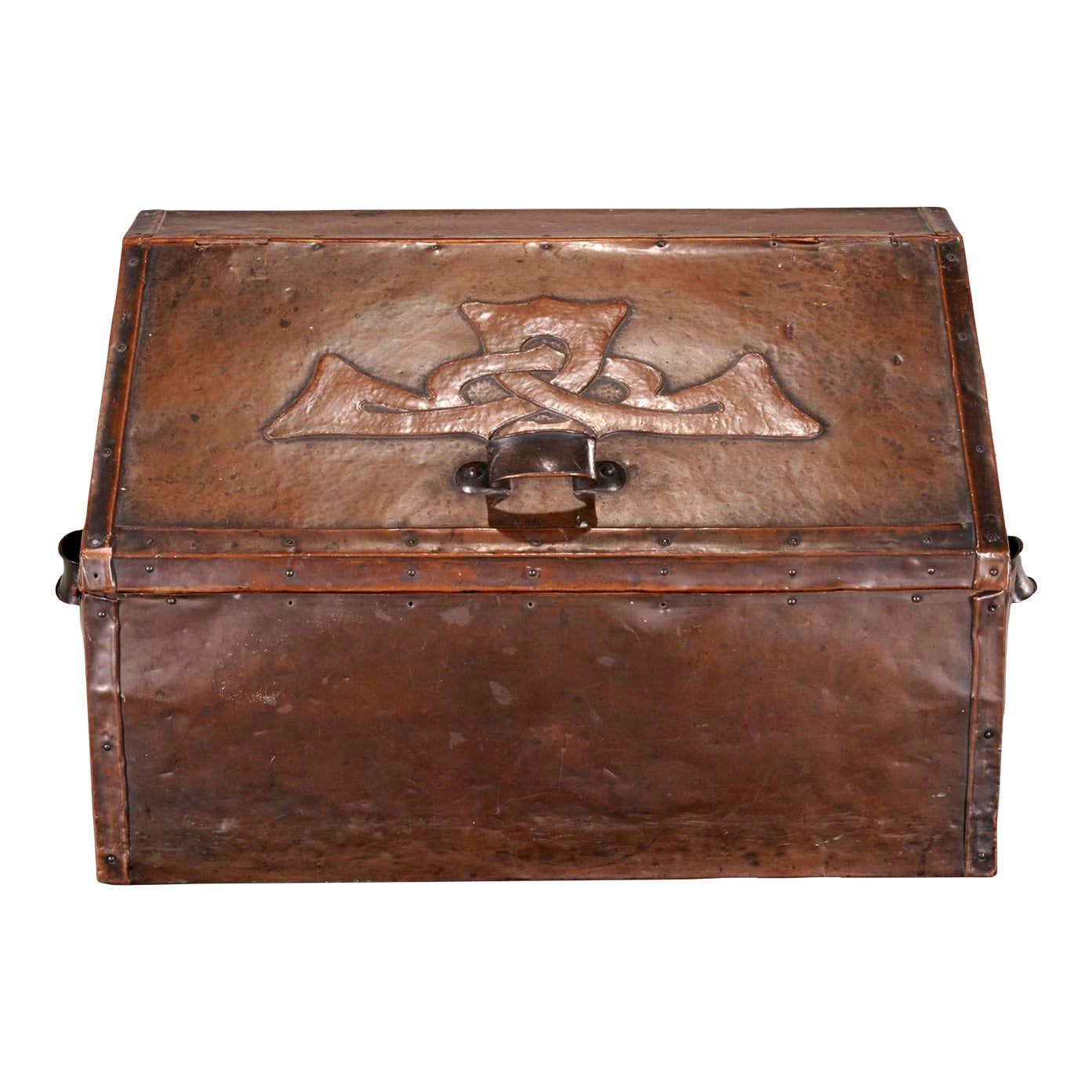 Early 20th Century Liberty & Co. Arts & Crafts Copper Wrapped Log Box ...