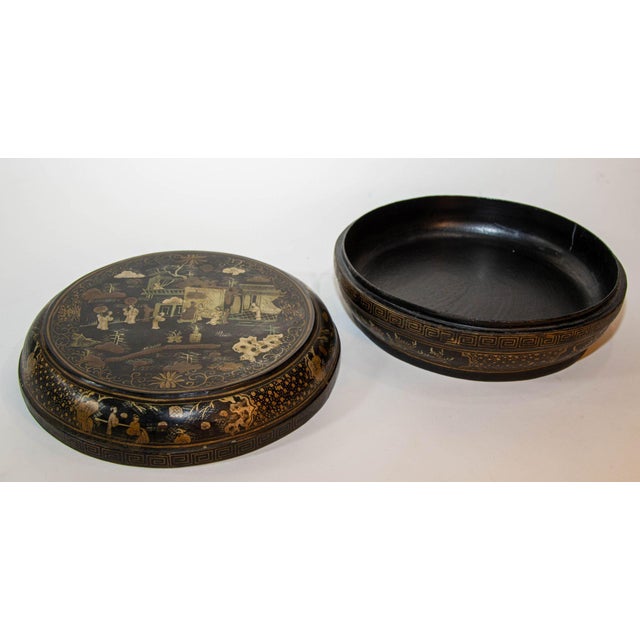 Chinese Export Round Box Black Lacquered Gilt Painted Covered Box 1950s ...