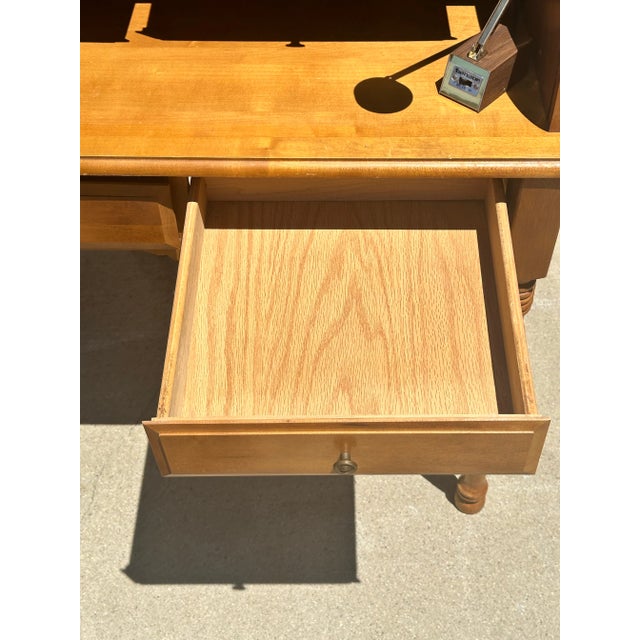 athens dressing table