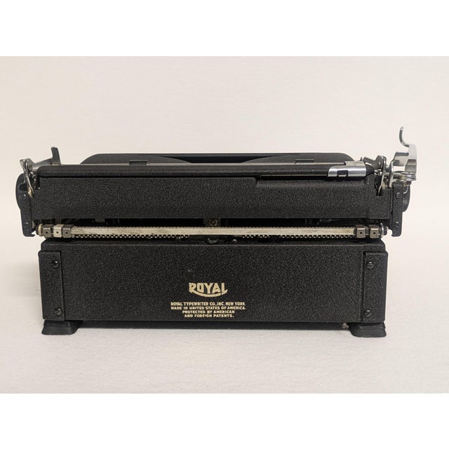 1940s Royal Quiet De Luxe Typewriter | Chairish