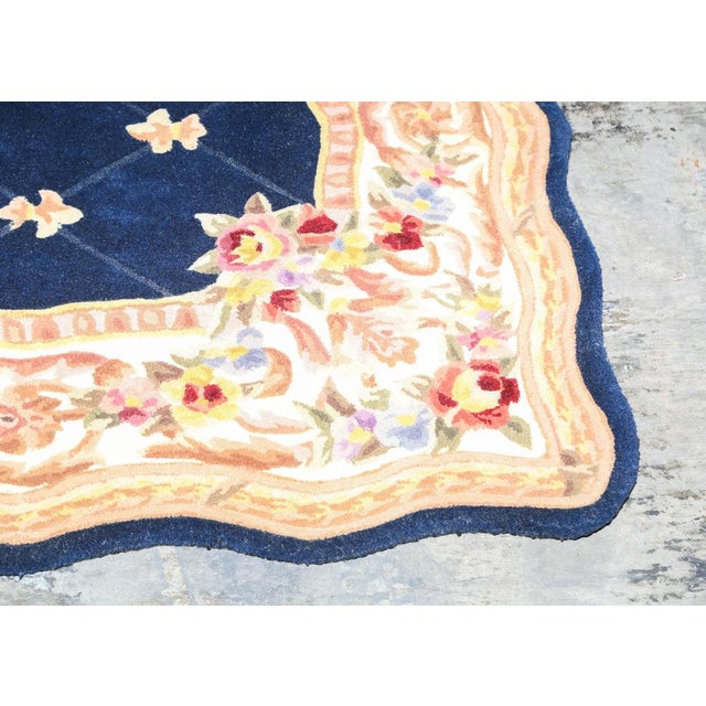 Rug - Fleur De Lis Scallop Wool Rug - 5' X 8' | Chairish