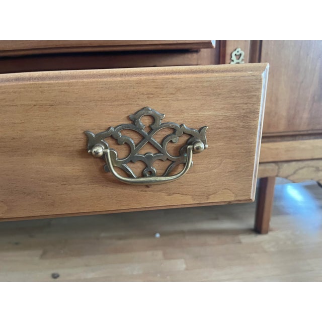 1950s Vintage Statton Queen Ann Style Sideboard Buffet | Chairish