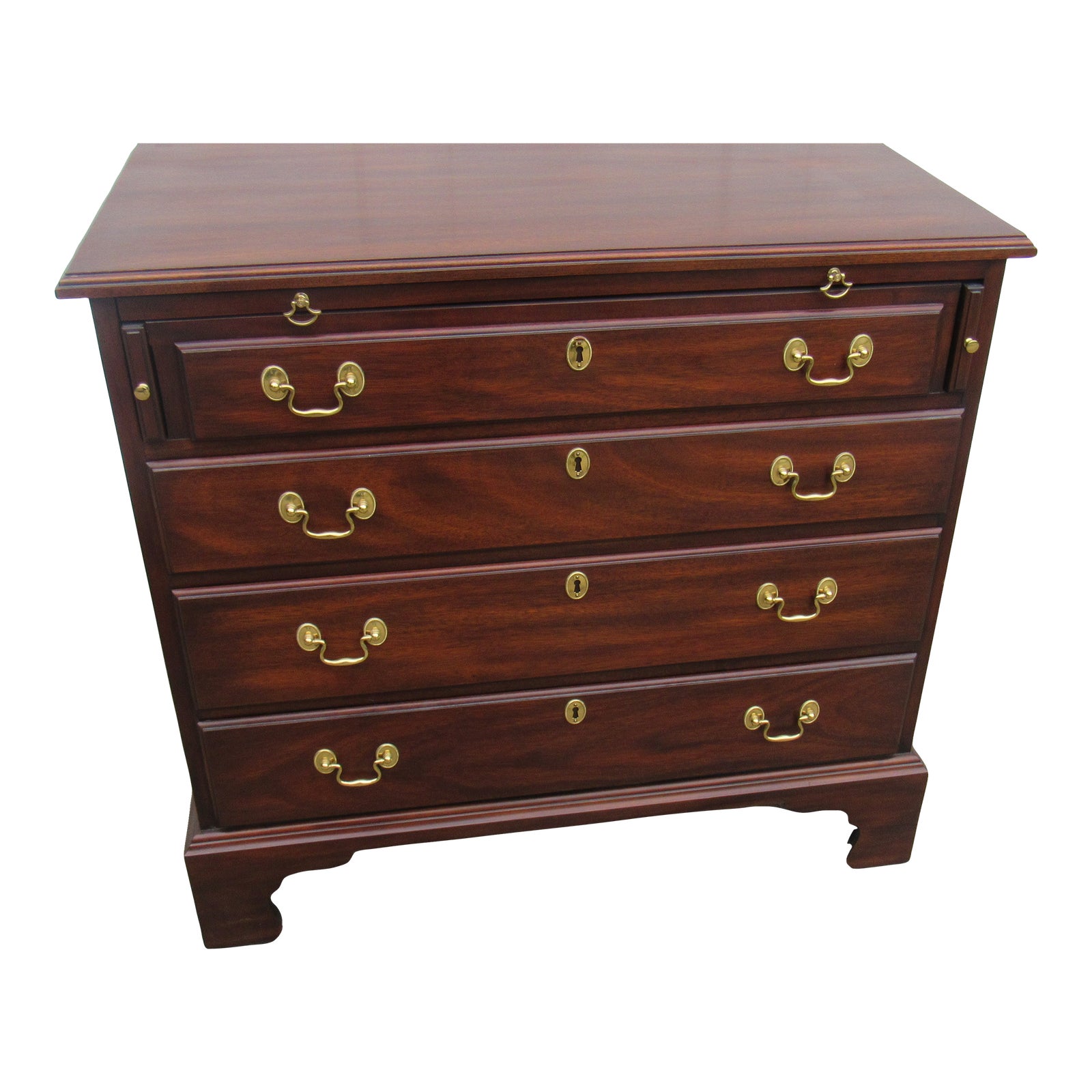 1980s Henkel Harris Bachelors Chest Four Drawer Mahogany | Chairish