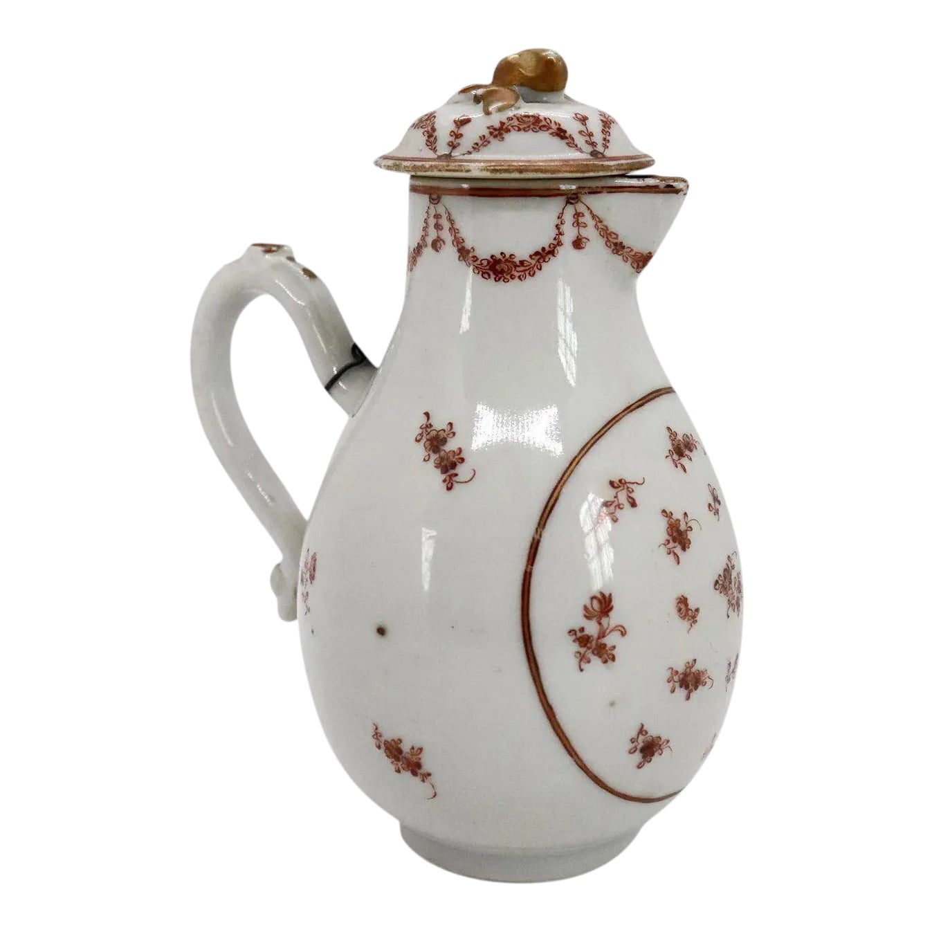 Chinese Export Iron Red and Gilt Porcelain Sparrow Beak Chained Lid ...
