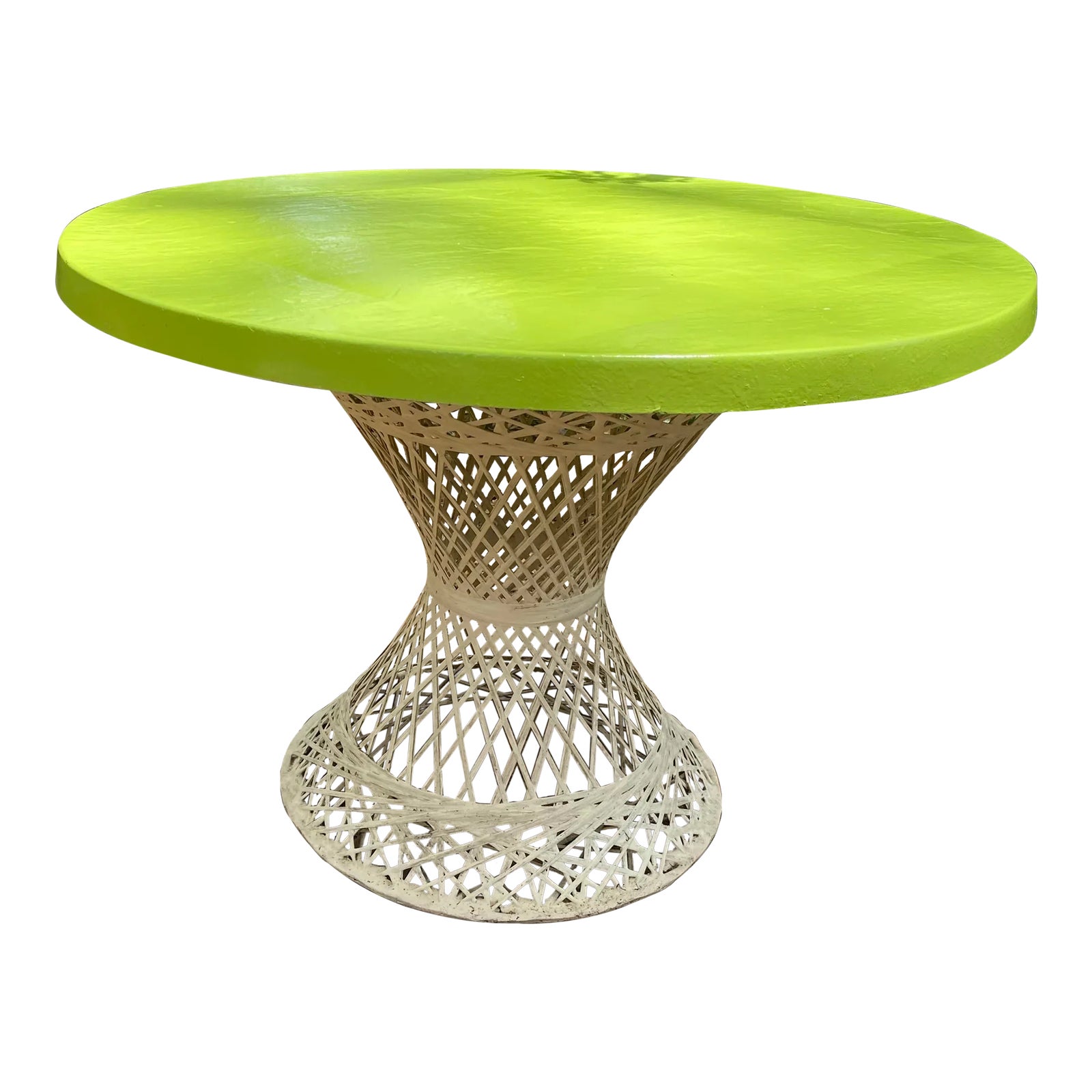 Vintage Spun Fiberglass Round Cocktail Table in the Style of Russell ...