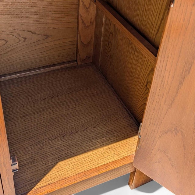 Vintage Bernhardt Oak Glass Display Hutch Cabinet With Light, 1980s ...