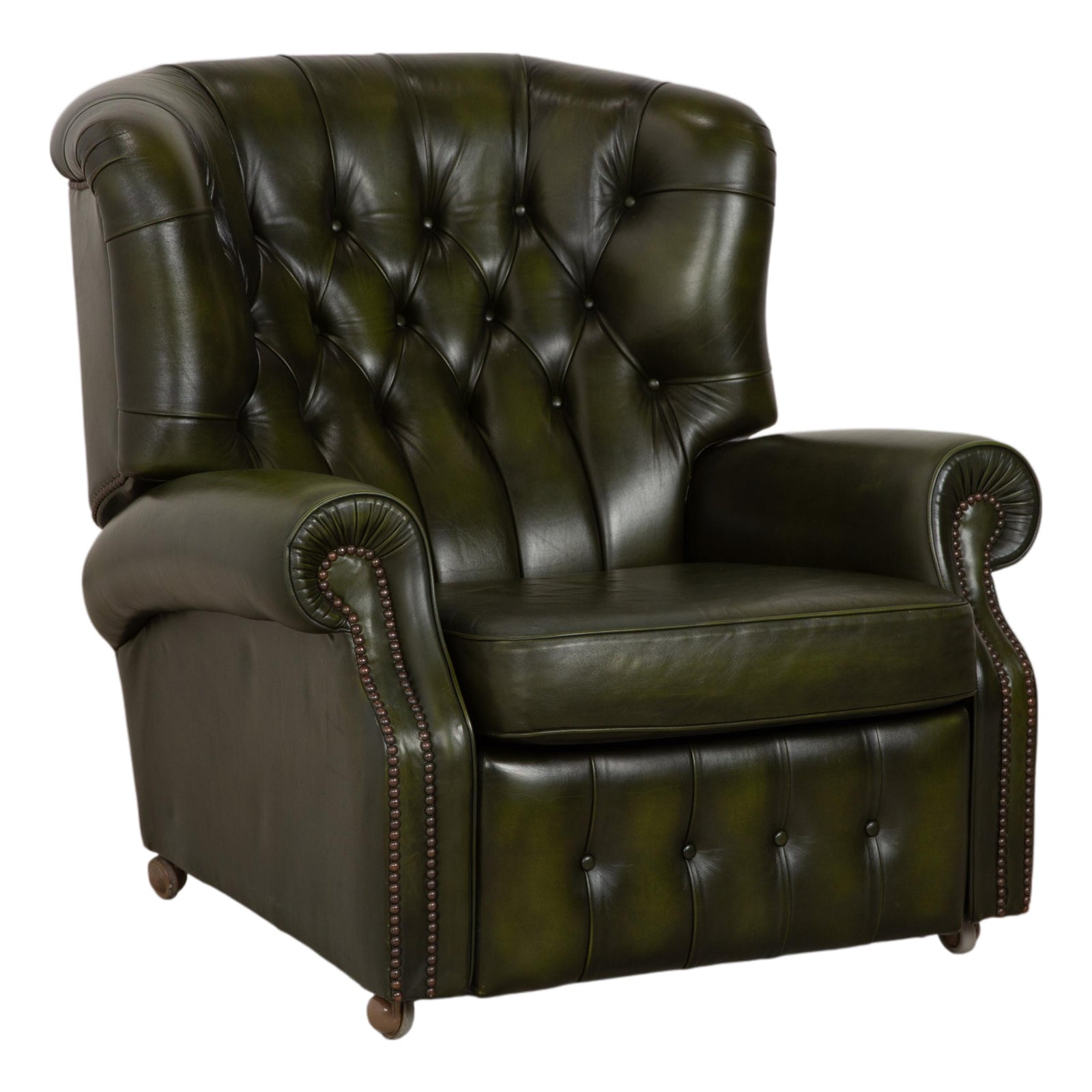 Vintage Chesterfield Green Leather Wade Armchair with Manual Function ...