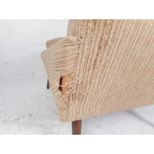 Funky Mid-Century Modern Lounge Chair | Chairish