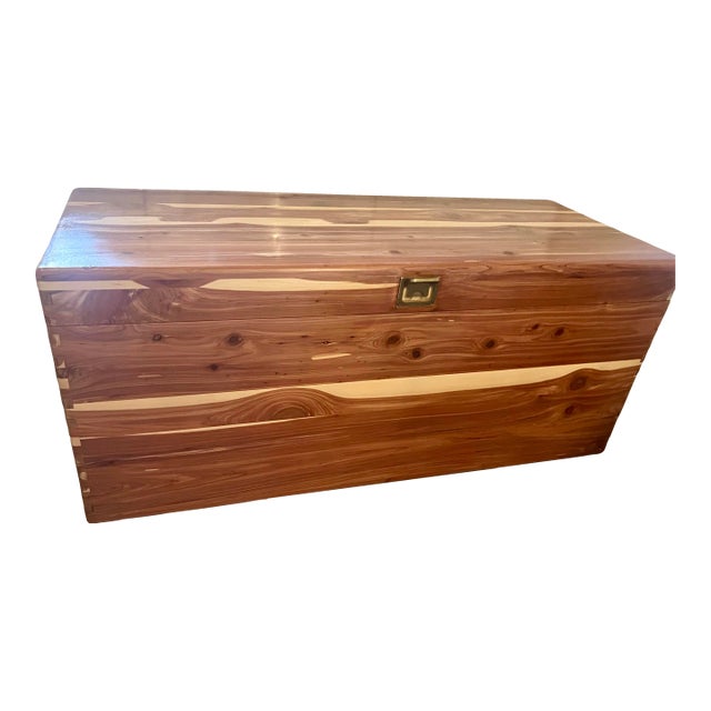 1980s Modern Red Cedar Trunk With Cedar Tray | Chairish