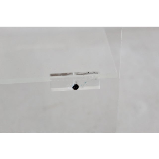 Vintage MCM Freestanding Lucite Acrylic Four-Tier Towel Rack Stand ...