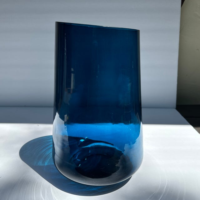 1980s Deep Turquoise Blue Angled Glass Vase | Chairish