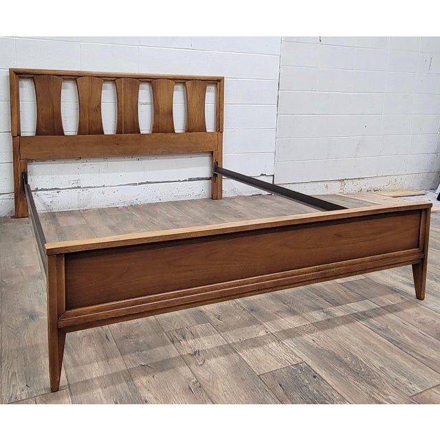 Vintage Full Size Mid Century Modern MCM Bed | Chairish