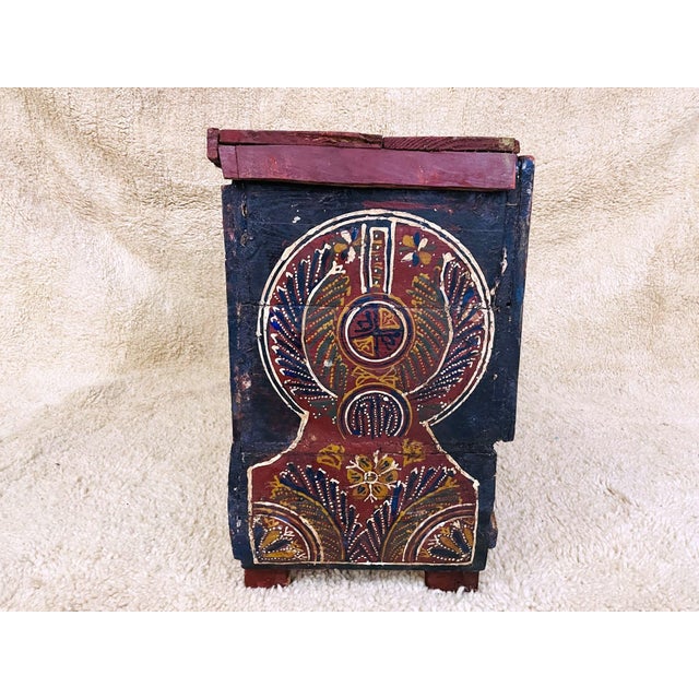 1970s Vintage Wooden Decorative Storage Trunk | Chairish