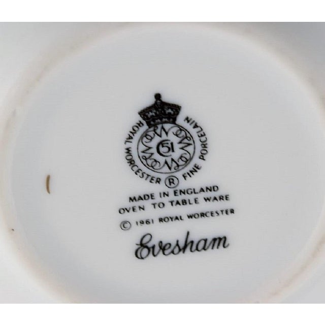 Evesham Porcelain Service with Fruits from Royal Worcester, England ...