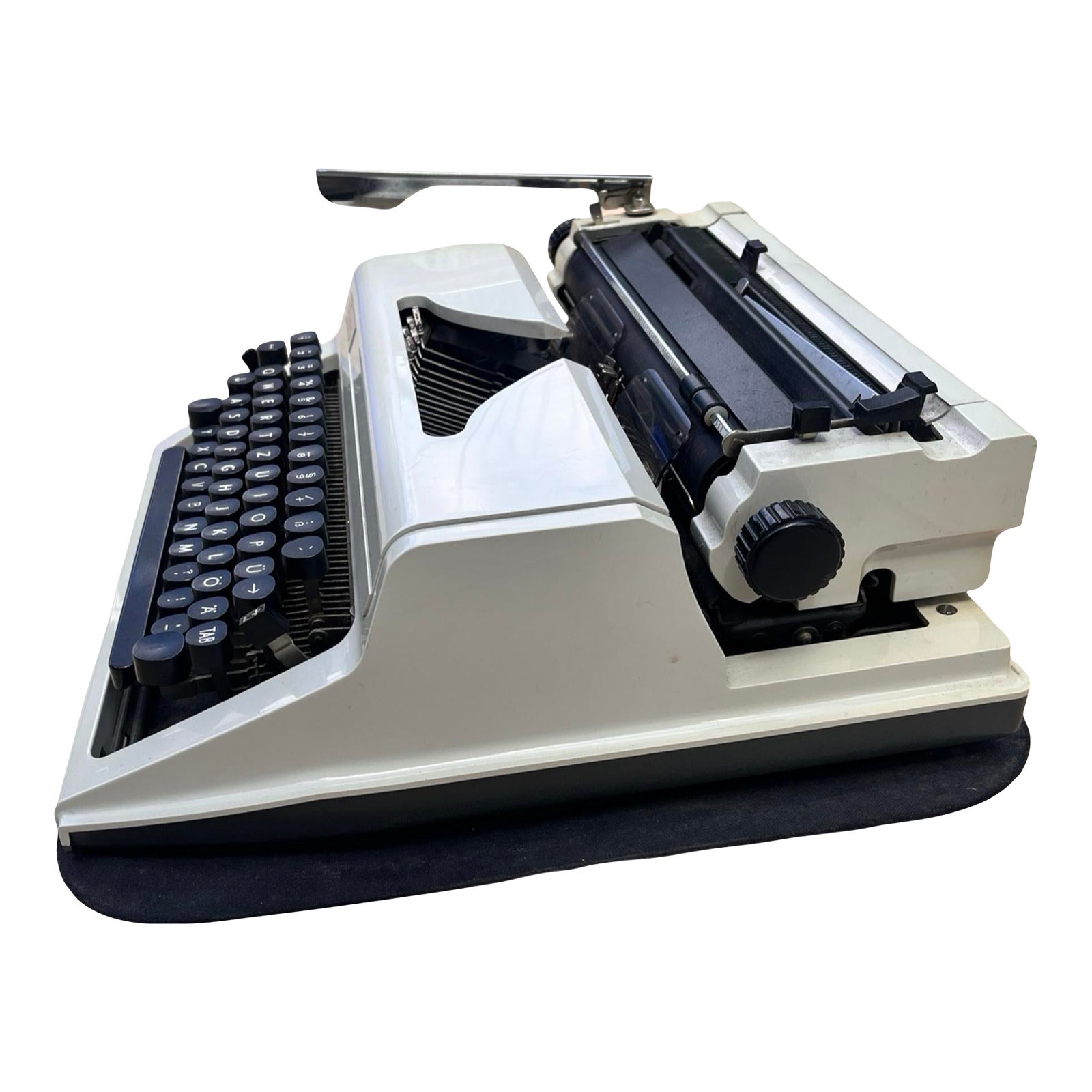 Suitcase Typewriter Model 105 Erika, Veb Robotron Rechen- Und ...