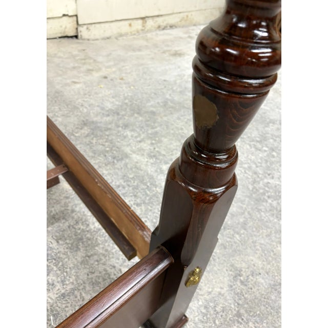 Vintage Kincaid Full or Queen Convertible Pinecone Finial Pediment ...