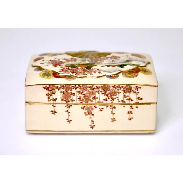 Antique Japanese Satsuma Covered Gold Fan Beige Dresser Box or Catchall ...