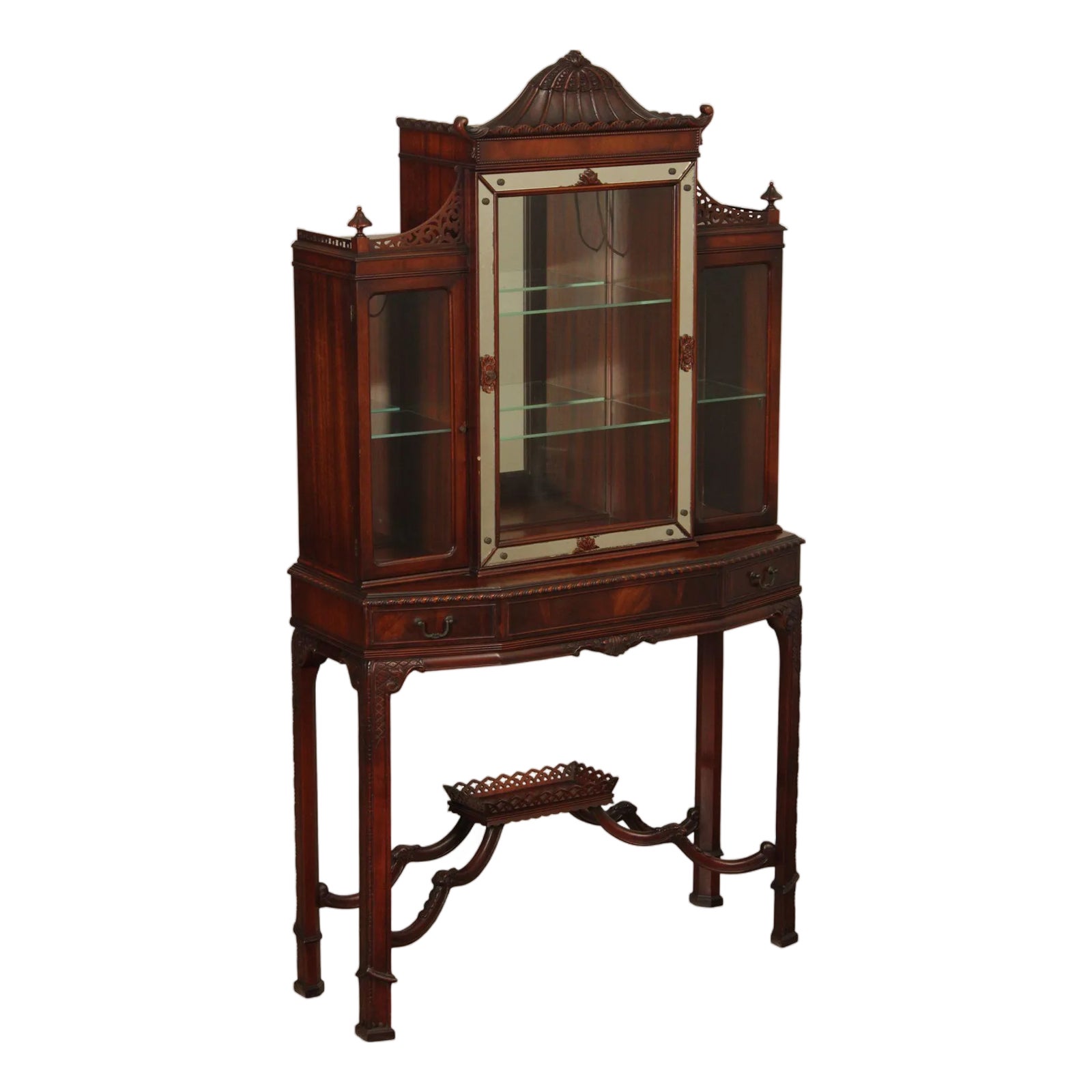 Weiman Heirloom Quality Chinese Chippendale Style Mahogany Vitrine ...