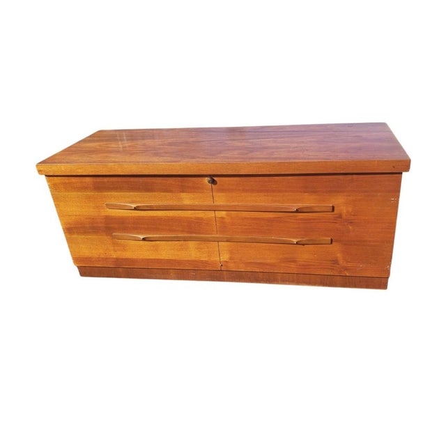 Vintage Cavalier Mahogany Cedar Blanket Chest Circa 1940s Chairish
