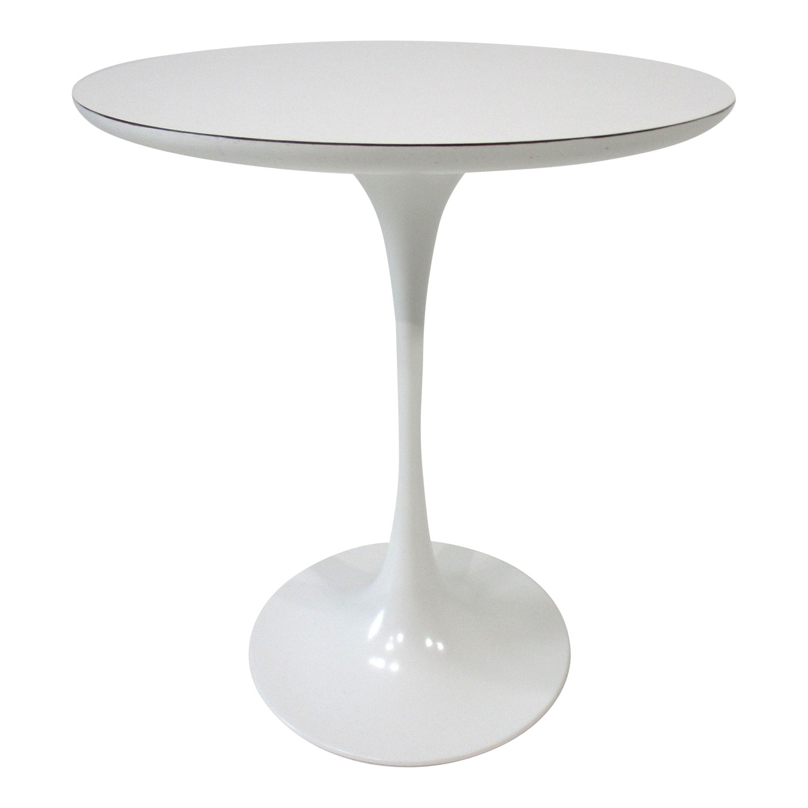 Burke Tulip Side Table in the Style of Saarinen and Knoll (D) | Chairish