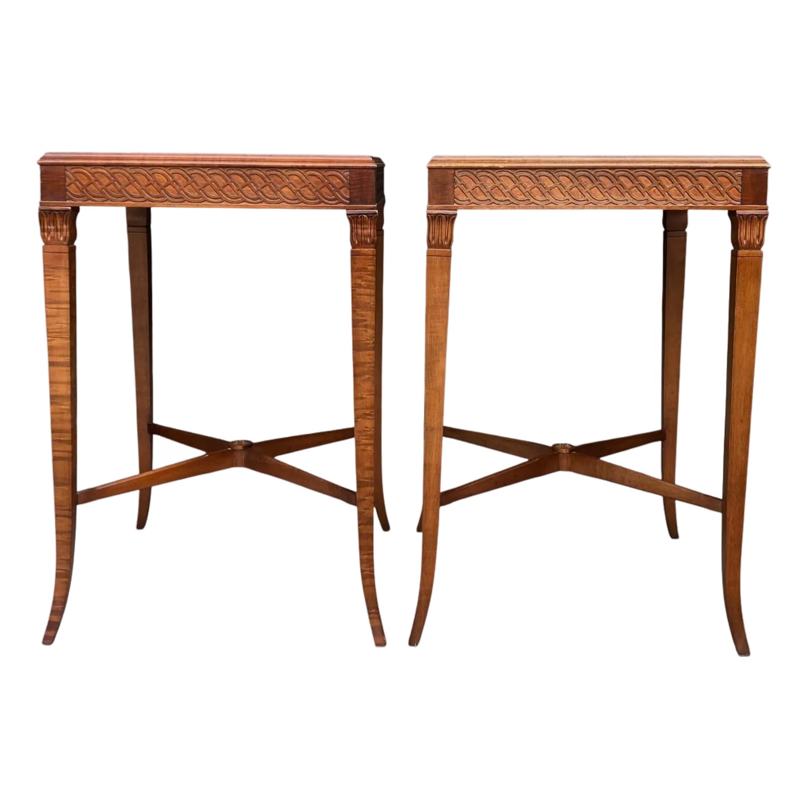 Pair of Vintage Mahogany End Tables With Leather Inset Tops ...