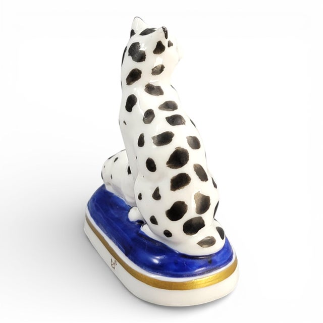 Late 18th Century Chelsea Porcelain Miniature Group Cat with Kitten ...