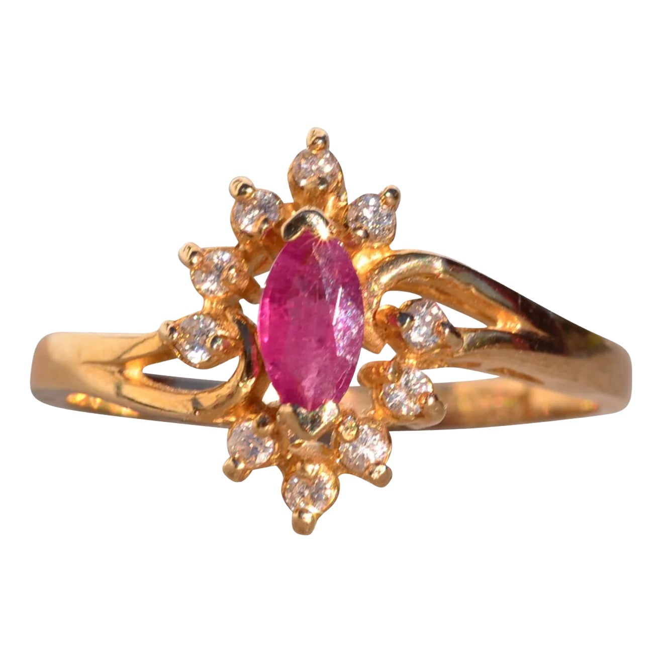 Tres Calle: 1980s Original Ruby and Diamond Ring in Yellow Gold | Chairish