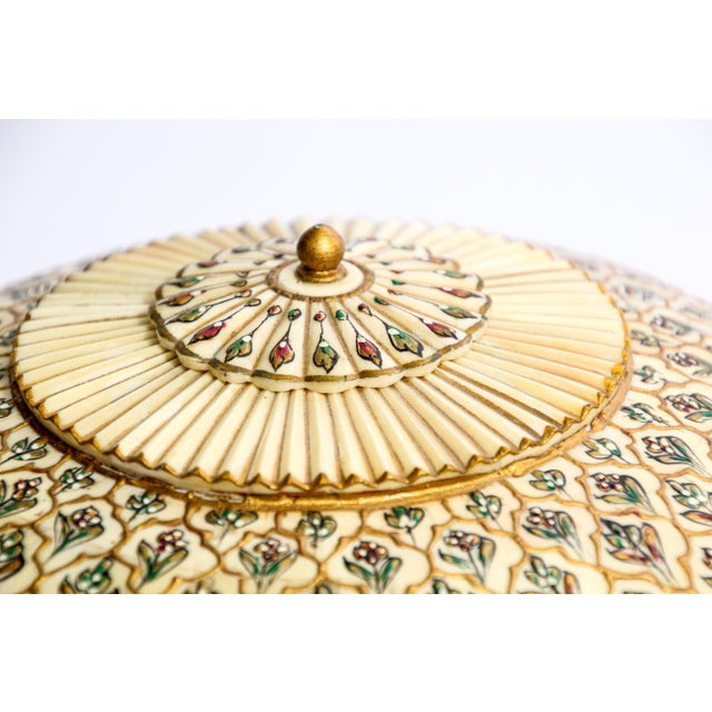 Taj Mahal Bombay Round Tea Box | Chairish