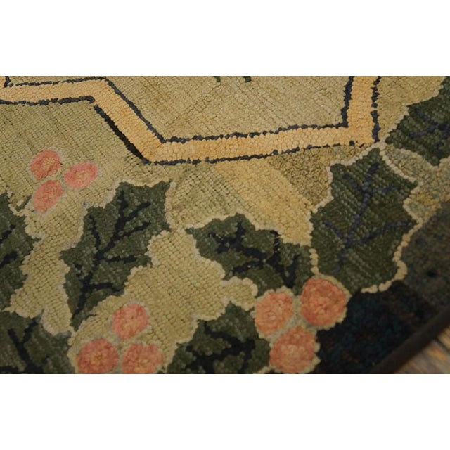 Early 20th Century American Hooked Rug ( 3' 1" X 3' 3" - 94 X 99 CM ...