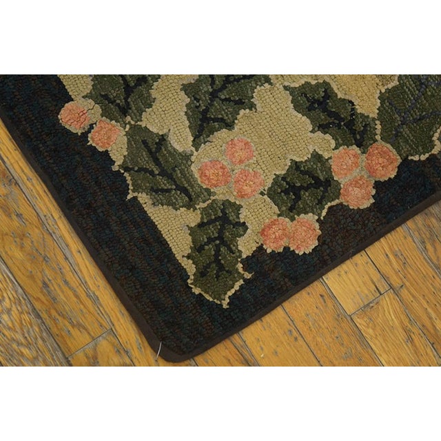 Early 20th Century American Hooked Rug ( 3' 1" X 3' 3" - 94 X 99 CM ...