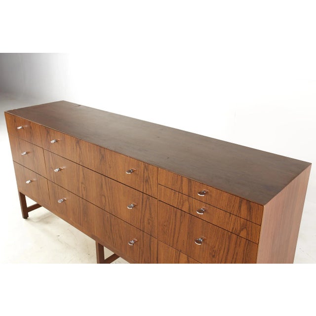 Directional Mid Century 10 Drawer Lowboy | Chairish