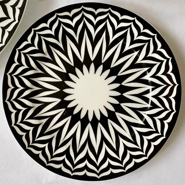 Designed in England Portobello by Inspire Graphic Tea Pot & Plates of ...