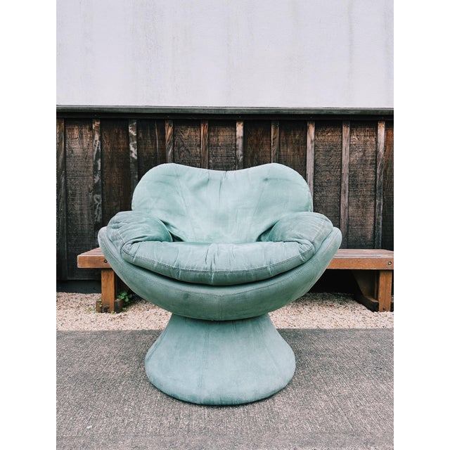 Late 20th Century Post Modern Pedestal Base Swivel Chair in Leather by ...