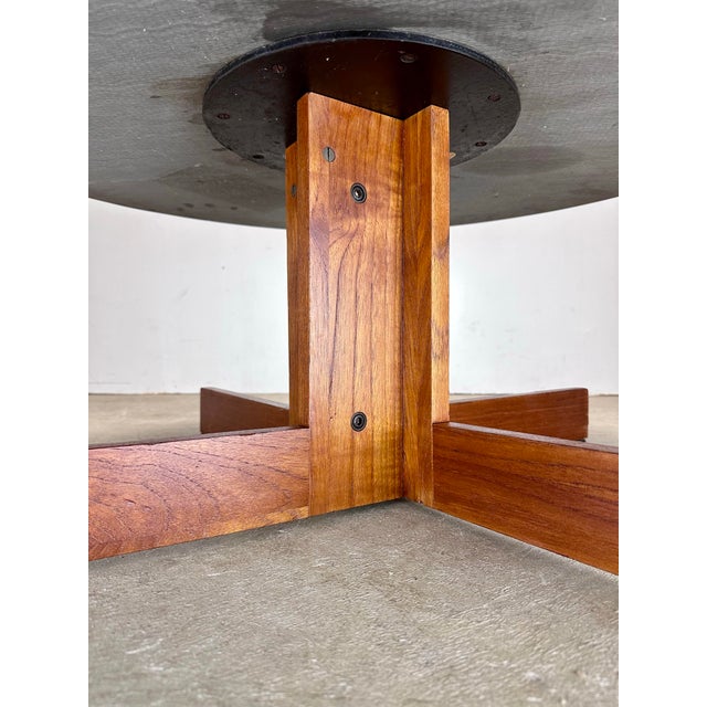 Mid Century Scandinavian Modern Round Coffee Table by Stendig | Chairish