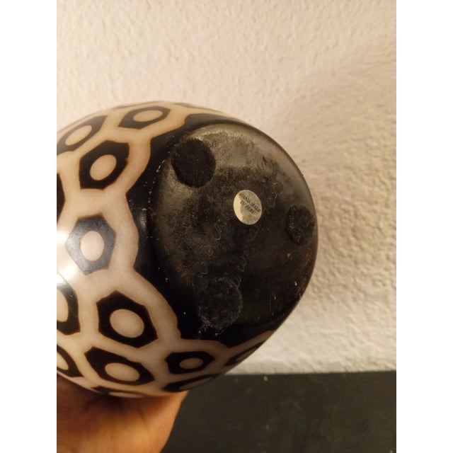 1990s Signed Segundo Carmen Chulucanas Folk Art Pottery Geometric Vase