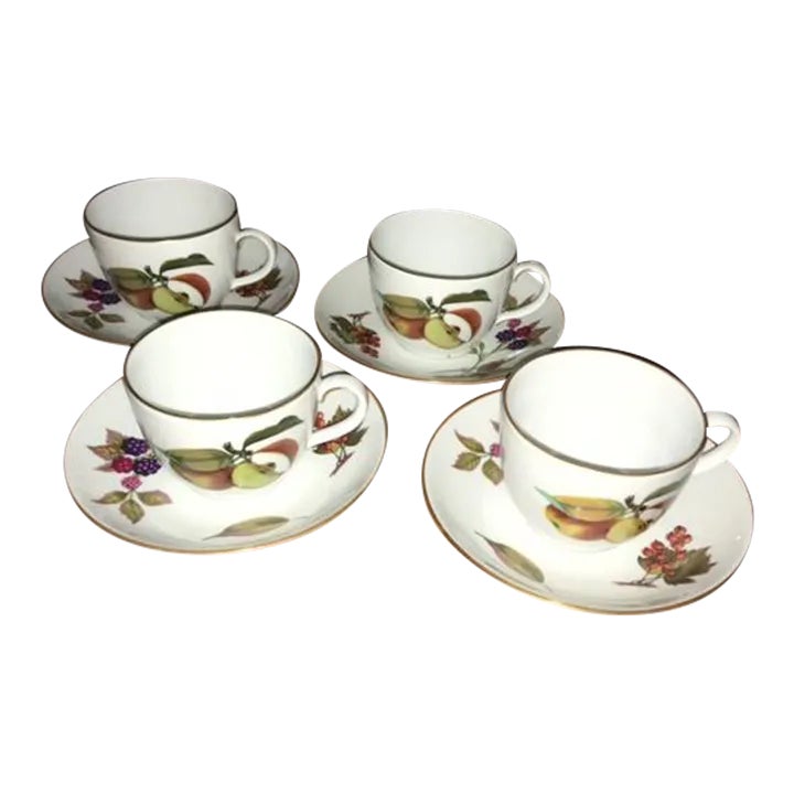 Vintage Royal Worcester Evesham Cups and Saucers Set- 8 Pieces | Chairish