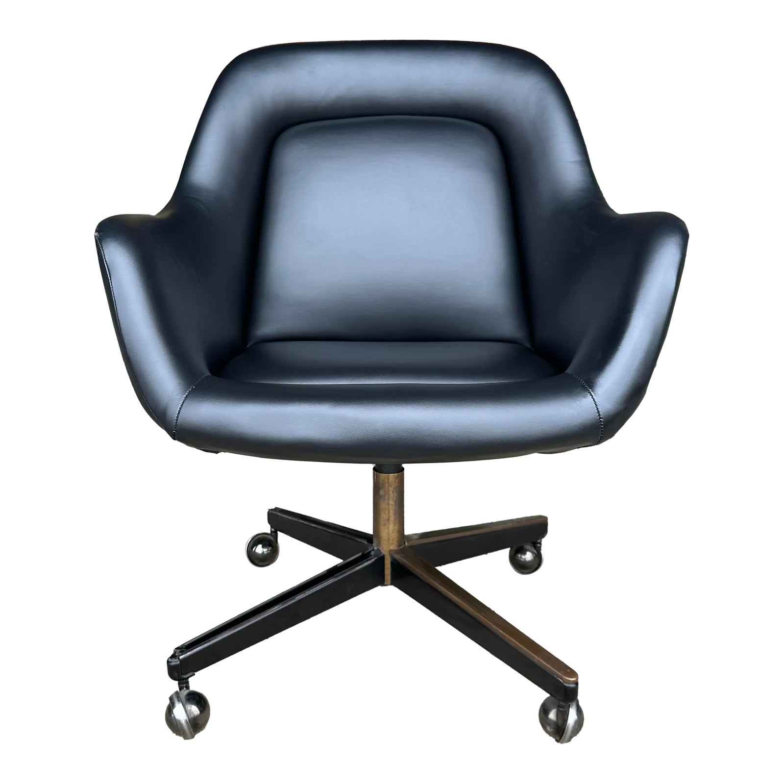 Max Pearson for Knoll Black Vinyl Executive Chair | Chairish