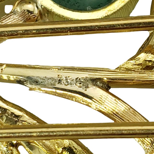 Mid 20th Century Buccellati 18 Karat Yellow Gold and Emerald Brooch/Pin ...