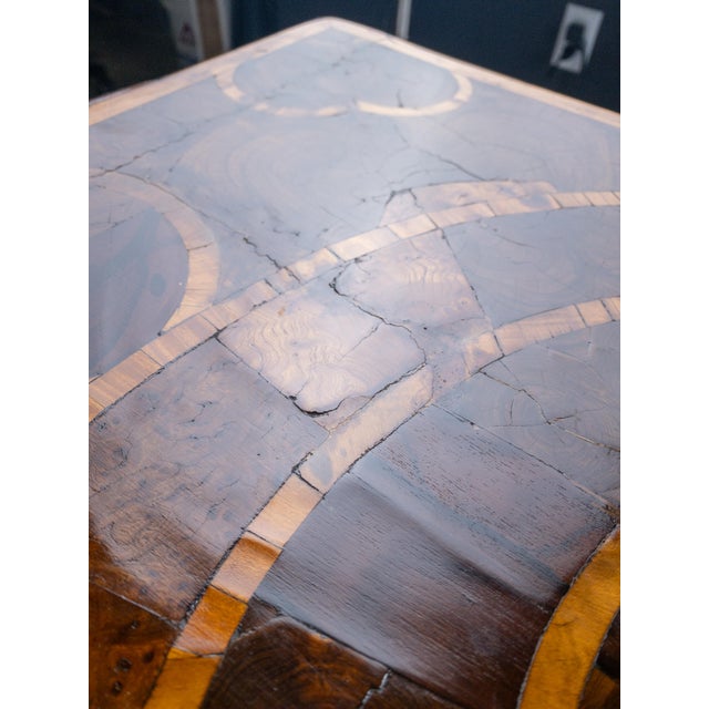 17th Century William and Mary Oyster Veneered Walnut Dressing Table ...