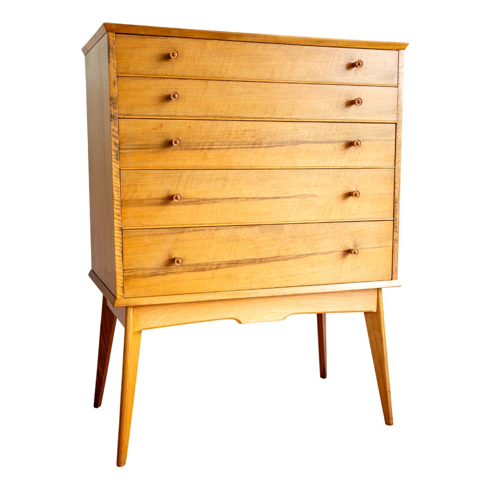 Mid-Century Modern Chest of Drawers in Walnut by Alfred Cox for Heals ...