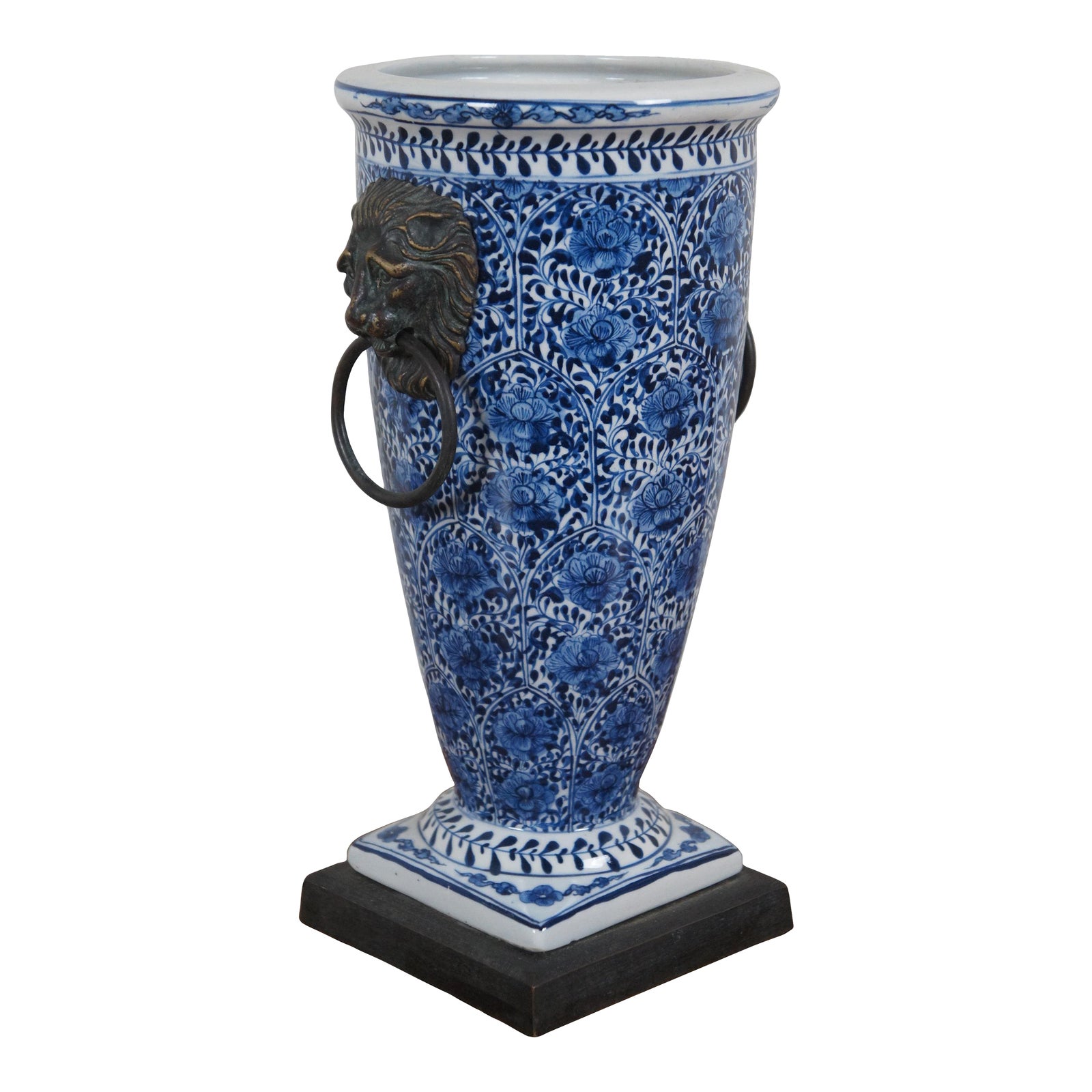 Late 20th Century Theodore Alexander Blue & White Porcelain Lion Head ...